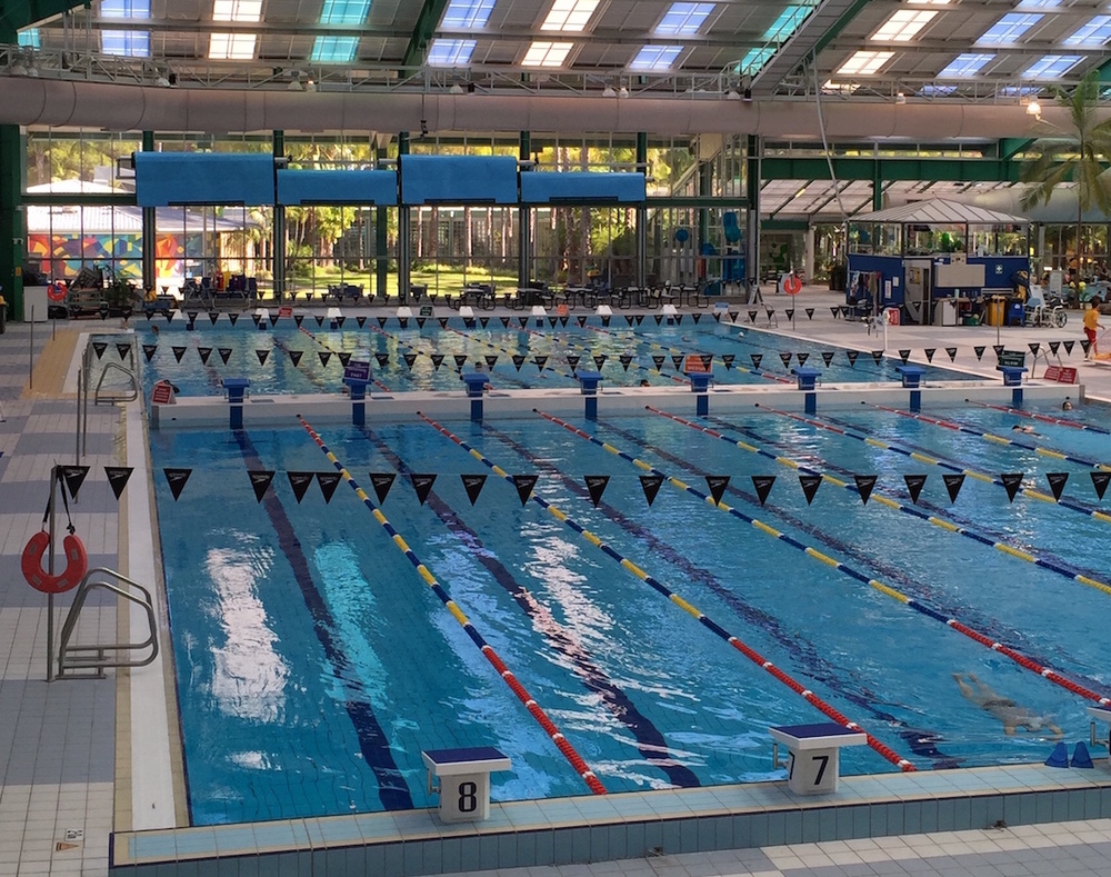 Swimming Pool Flags - Colorbrite | It's flags on a rope - Para Hills ...